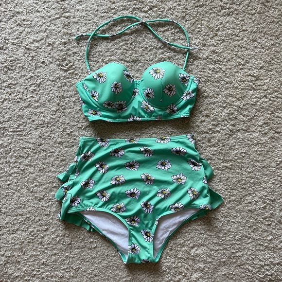 Modcloth | Swim | Vacation Daisies High Dive Modcloth Bikini | Poshmark